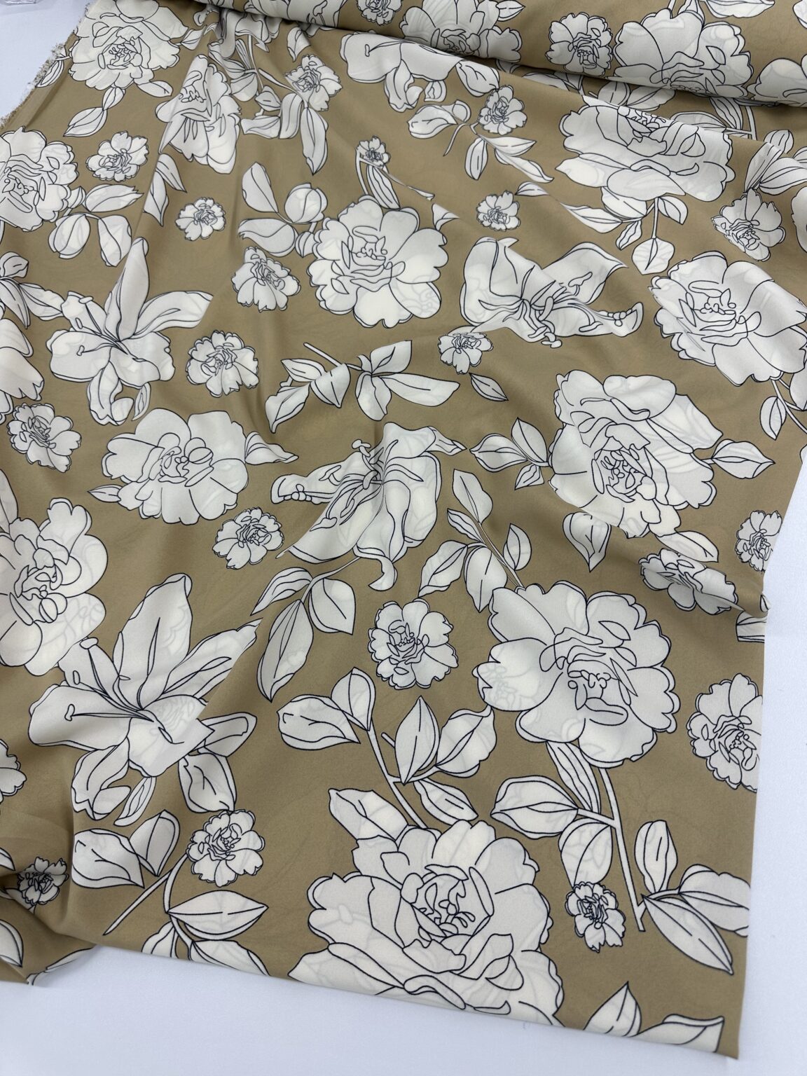 Telas – Adornos Elegantísima